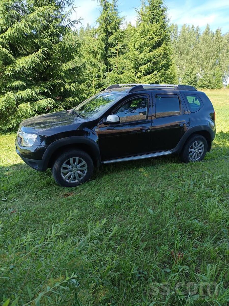 Black Dacia Duster 2011 in Ventspils, with an engine capacity of 1.60 L and mileage of 169 thousand km for 7700 €, photo 1 on AUTOMOTO.COM.LV