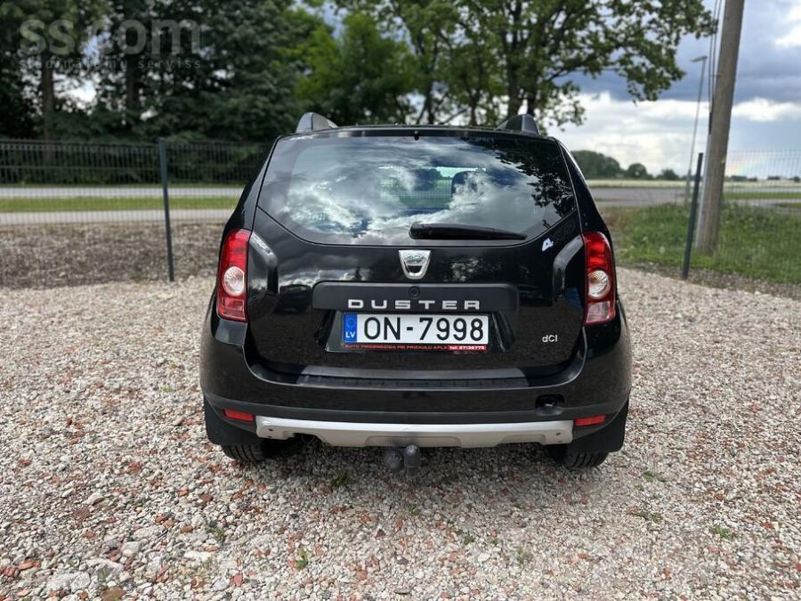 Melns Dacia Duster 2011 Cēsis, ar dzinēja tilpumu 1.50 L un nobraukumu 0 tūkst. km par 6400 €, foto 5 vietnē AUTOMOTO.COM.LV