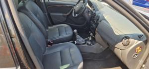 Melns Dacia Duster 2011 Marijampole, ar dzinēja tilpumu 1.46 L un nobraukumu 195 tūkst. km par 4799 €, foto 5 vietnē AUTOMOTO.COM.LV