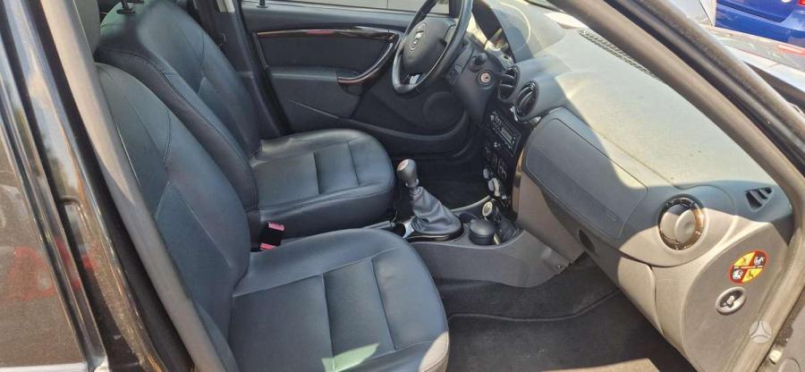 Melns Dacia Duster 2011 Marijampole, ar dzinēja tilpumu 1.46 L un nobraukumu 195 tūkst. km par 4799 €, foto 5 vietnē AUTOMOTO.COM.LV