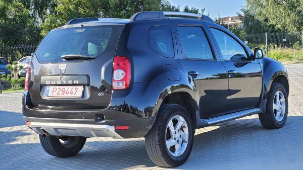 Black Dacia Duster 2011 in Taurage, with an engine capacity of 1.46 L and mileage of 214 thousand km for 3900 €, photo 7 on AUTOMOTO.COM.LV