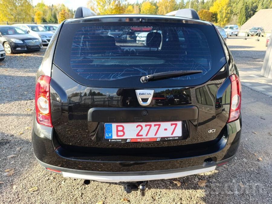 Черный Дачия Duster 2011 в Валмиера, объемом двигателя 1.50 л и пробегом 250 тыс. км за 5750 €, фото 4 на AUTOMOTO.COM.LV