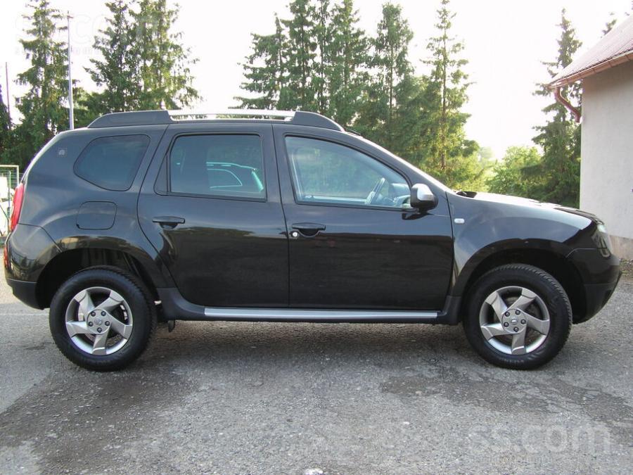 Black Dacia Duster 2012 in Riga, with an engine capacity of 1.60 L and mileage of 0 thousand km for 7250 €, photo 7 on AUTOMOTO.COM.LV
