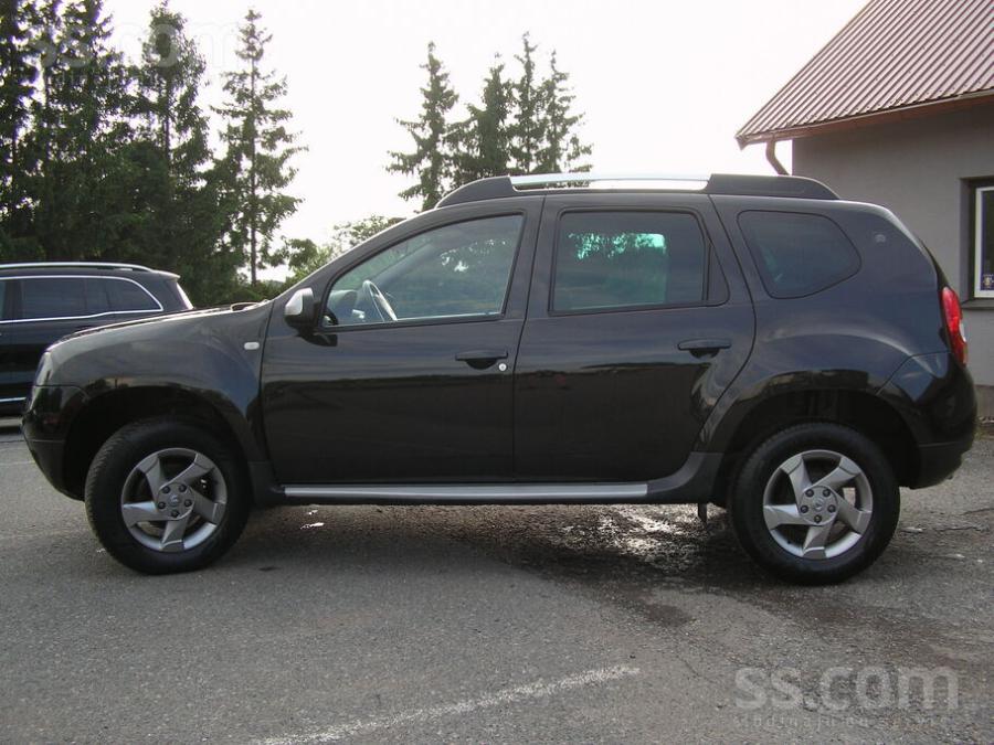 Black Dacia Duster 2012 in Riga, with an engine capacity of 1.60 L and mileage of 0 thousand km for 7250 €, photo 8 on AUTOMOTO.COM.LV