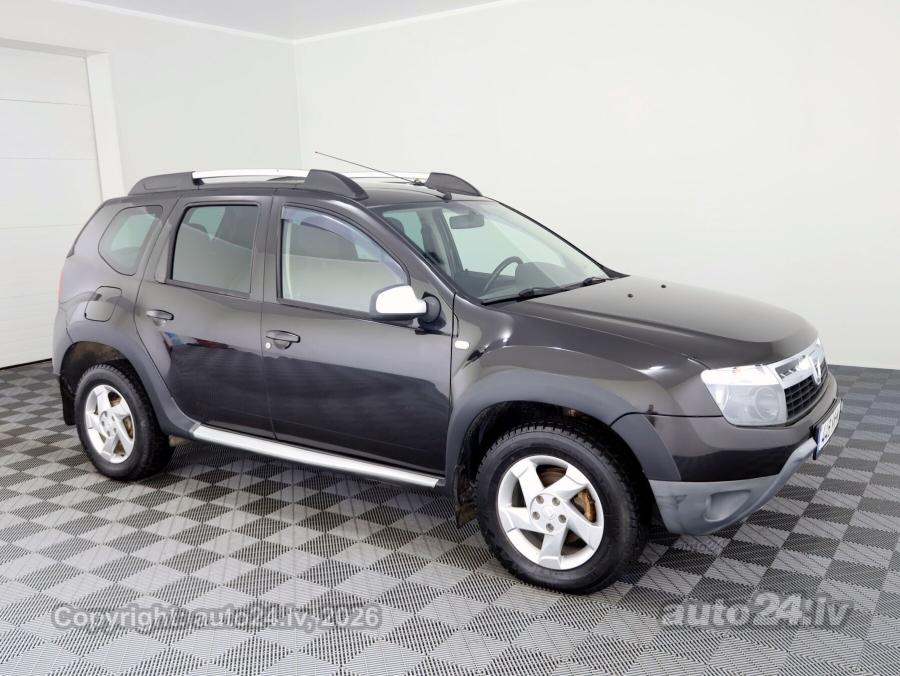 Melns Dacia Duster 2012 Tallina, ar dzinēja tilpumu 1.50 L un nobraukumu 179 tūkst. km par 3999 €, foto 1 vietnē AUTOMOTO.COM.LV