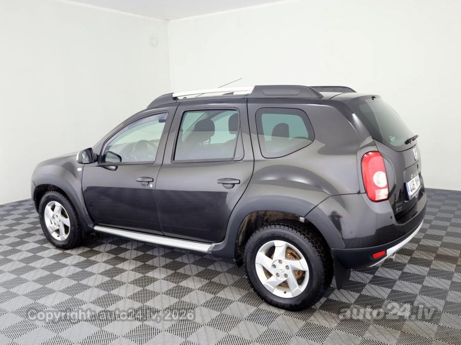 Melns Dacia Duster 2012 Tallina, ar dzinēja tilpumu 1.50 L un nobraukumu 179 tūkst. km par 3999 €, foto 5 vietnē AUTOMOTO.COM.LV