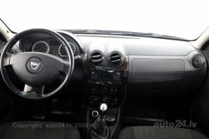 Melns Dacia Duster 2012 Tallina, ar dzinēja tilpumu 1.50 L un nobraukumu 179 tūkst. km par 3999 €, foto 6 vietnē AUTOMOTO.COM.LV