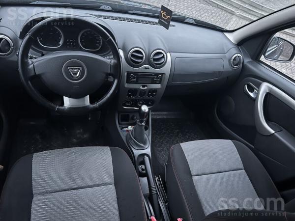 Black Dacia Duster 2013 in Telschi, with an engine capacity of 1.50 L and mileage of 222 thousand km for 3700 €, photo 9 on AUTOMOTO.COM.LV