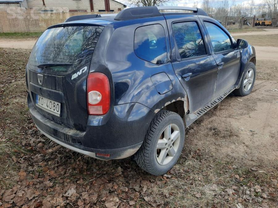 Melns Dacia Duster 2013 Madona, ar dzinēja tilpumu 1.50 L un nobraukumu 389 tūkst. km par 2750 €, foto 4 vietnē AUTOMOTO.COM.LV