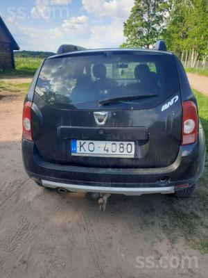 Melns Dacia Duster 2013 Madona, ar dzinēja tilpumu 1.50 L un nobraukumu 389 tūkst. km par 2650 €, foto 13 vietnē AUTOMOTO.COM.LV