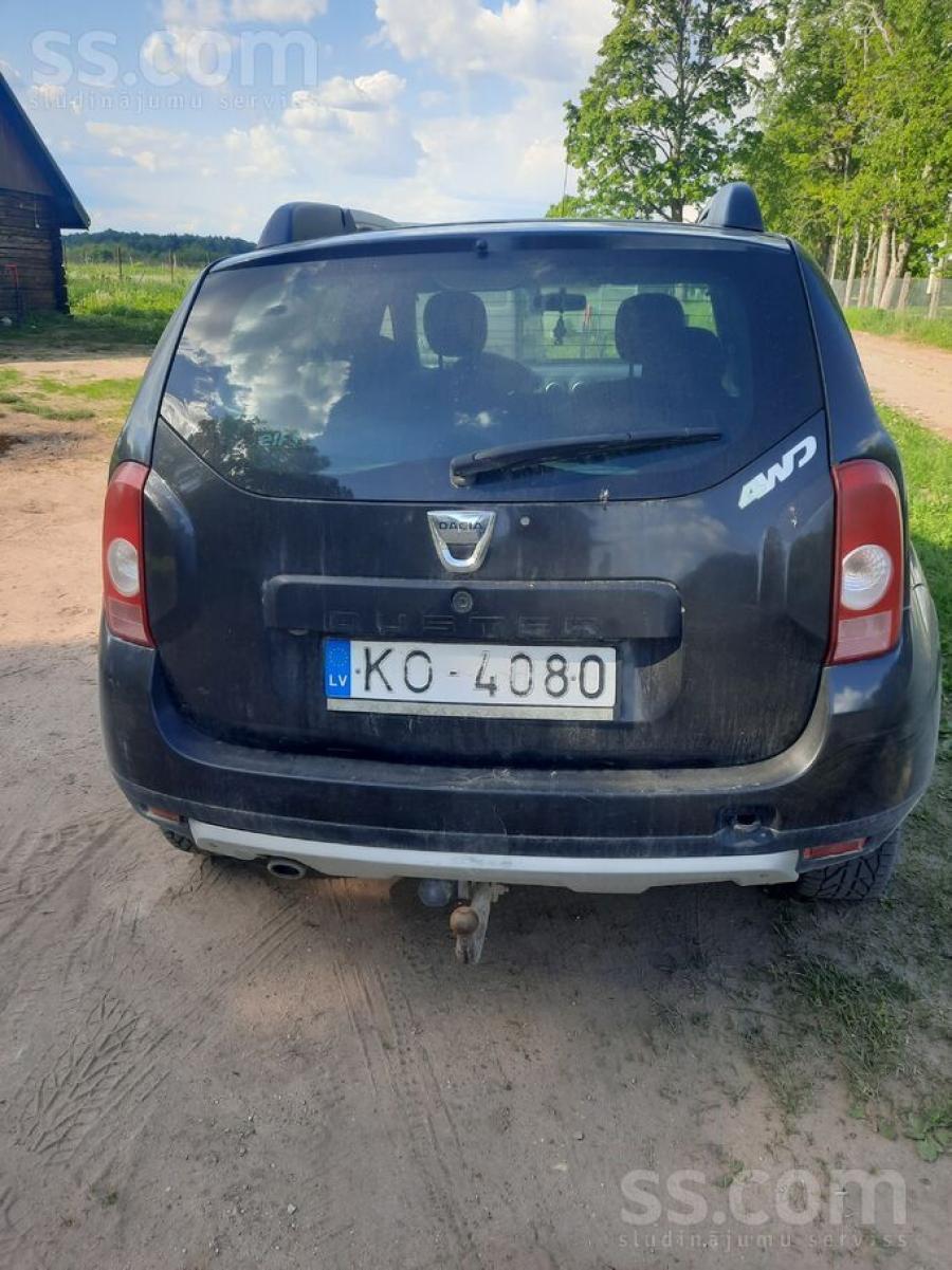 Melns Dacia Duster 2013 Madona, ar dzinēja tilpumu 1.50 L un nobraukumu 389 tūkst. km par 2650 €, foto 13 vietnē AUTOMOTO.COM.LV