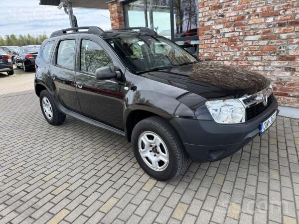 Черный Дачия Duster 2013 в Талси, объемом двигателя 1.60 л и пробегом 225 тыс. км за 6700 €, фото 1 на AUTOMOTO.COM.LV