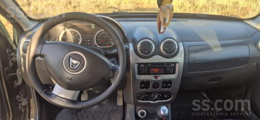 Melns Dacia Duster 2013 Liepāja, ar dzinēja tilpumu 1.50 L un nobraukumu 0 tūkst. km par 3500 €, foto 6 vietnē AUTOMOTO.COM.LV