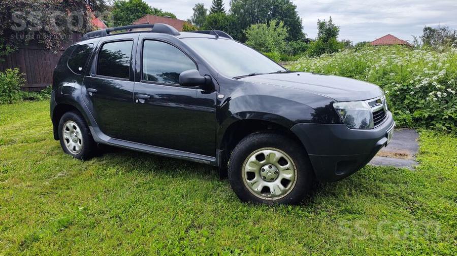 Melns Dacia Duster 2013 Rīga, ar dzinēja tilpumu 1.60 L un nobraukumu 230 tūkst. km par 4650 €, foto 1 vietnē AUTOMOTO.COM.LV