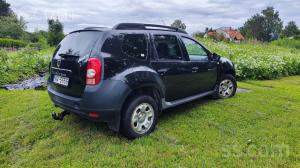 Melns Dacia Duster 2013 Rīga, ar dzinēja tilpumu 1.60 L un nobraukumu 230 tūkst. km par 4650 €, foto 3 vietnē AUTOMOTO.COM.LV