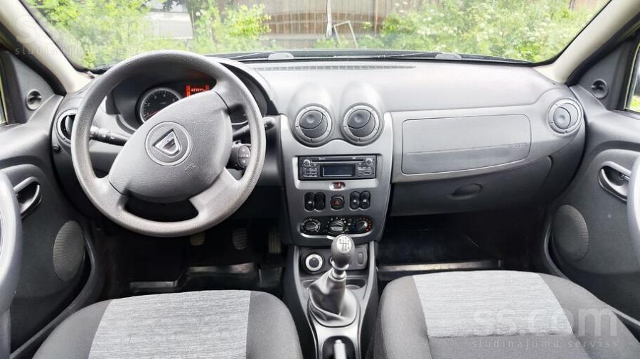 Melns Dacia Duster 2013 Rīga, ar dzinēja tilpumu 1.60 L un nobraukumu 230 tūkst. km par 4650 €, foto 9 vietnē AUTOMOTO.COM.LV