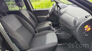 Melns Dacia Duster 2013 Rīga, ar dzinēja tilpumu 1.60 L un nobraukumu 230 tūkst. km par 4650 €, foto 14 vietnē AUTOMOTO.COM.LV