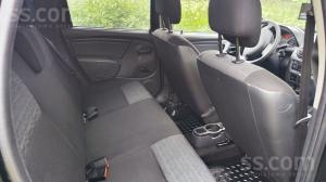 Melns Dacia Duster 2013 Rīga, ar dzinēja tilpumu 1.60 L un nobraukumu 230 tūkst. km par 4650 €, foto 15 vietnē AUTOMOTO.COM.LV