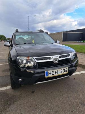 Melns Dacia Duster 2013 Panevēža, ar dzinēja tilpumu 1.50 L un nobraukumu 52 tūkst. km par 4300 €, foto 3 vietnē AUTOMOTO.COM.LV