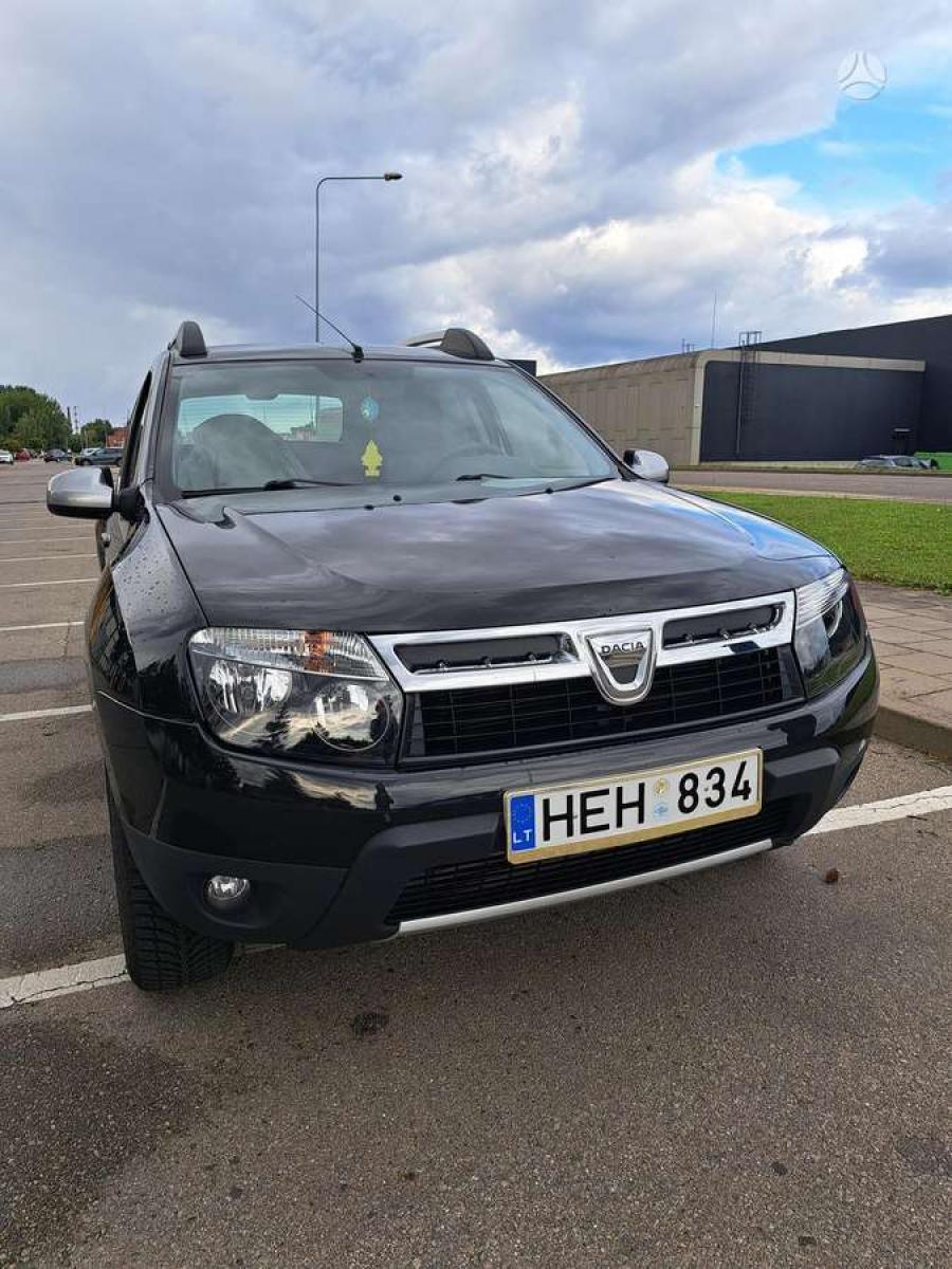 Melns Dacia Duster 2013 Panevēža, ar dzinēja tilpumu 1.50 L un nobraukumu 52 tūkst. km par 4300 €, foto 3 vietnē AUTOMOTO.COM.LV
