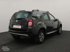 Black Dacia Duster 2014 in Vilnius, with an engine capacity of 1.20 L and mileage of 170 thousand km for 6399 €, photo 9 on AUTOMOTO.COM.LV