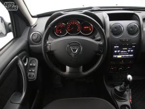 Black Dacia Duster 2014 in Vilnius, with an engine capacity of 1.20 L and mileage of 170 thousand km for 6399 €, photo 18 on AUTOMOTO.COM.LV