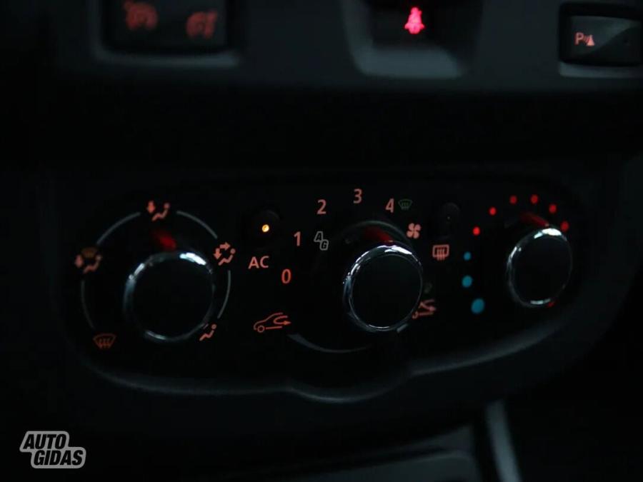 Black Dacia Duster 2014 in Vilnius, with an engine capacity of 1.20 L and mileage of 170 thousand km for 6399 €, photo 21 on AUTOMOTO.COM.LV