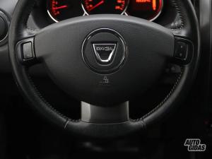 Black Dacia Duster 2014 in Vilnius, with an engine capacity of 1.20 L and mileage of 195 thousand km for 6099 €, photo 19 on AUTOMOTO.COM.LV
