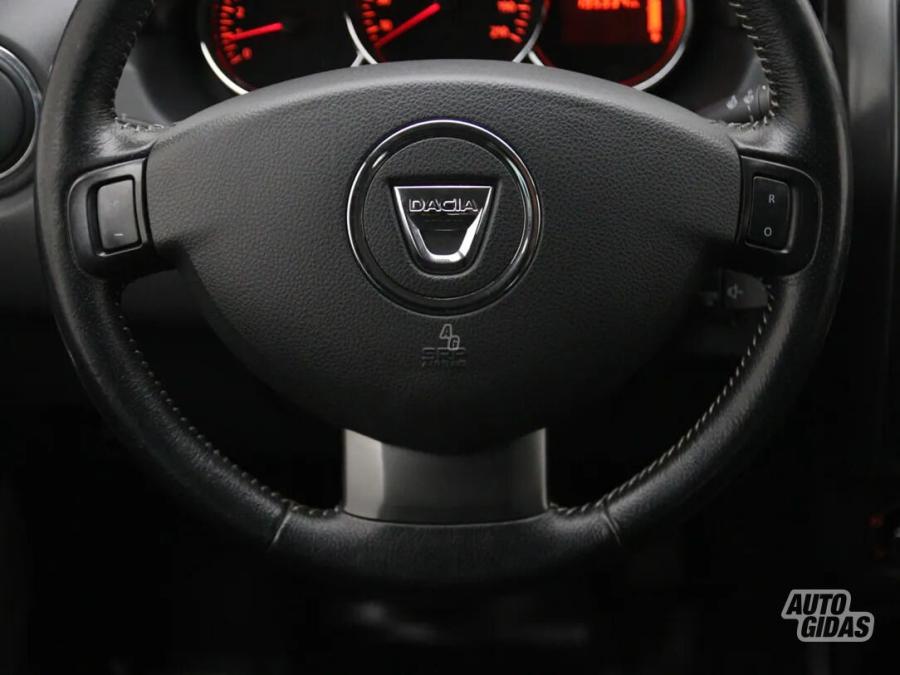 Black Dacia Duster 2014 in Vilnius, with an engine capacity of 1.20 L and mileage of 195 thousand km for 6099 €, photo 19 on AUTOMOTO.COM.LV