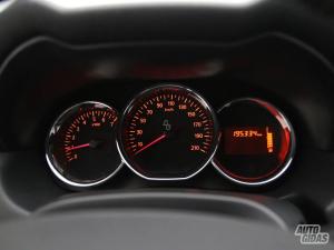 Black Dacia Duster 2014 in Vilnius, with an engine capacity of 1.20 L and mileage of 195 thousand km for 6099 €, photo 20 on AUTOMOTO.COM.LV