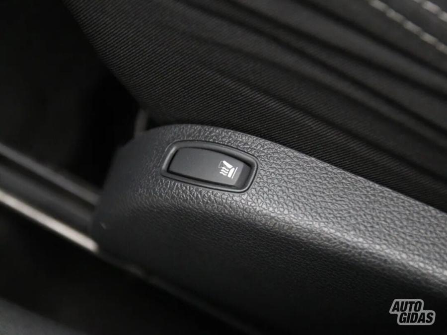 Black Dacia Duster 2014 in Vilnius, with an engine capacity of 1.20 L and mileage of 195 thousand km for 6099 €, photo 30 on AUTOMOTO.COM.LV