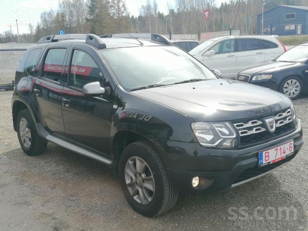 Black Dacia Duster 2014 in Valmiera, with an engine capacity of 1.20 L and mileage of 120 thousand km for 6750 €, photo 4 on AUTOMOTO.COM.LV