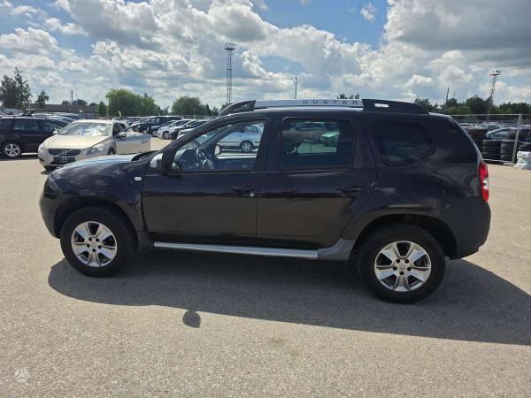 Black Dacia Duster 2014 in Marijampole, with an engine capacity of 1.46 L and mileage of 198 thousand km for 4990 €, photo 4 on AUTOMOTO.COM.LV