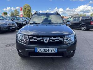 Black Dacia Duster 2014 in Taurage, with an engine capacity of 1.20 L and mileage of 133 thousand km for 4700 €, photo 3 on AUTOMOTO.COM.LV