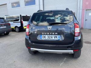 Black Dacia Duster 2014 in Taurage, with an engine capacity of 1.20 L and mileage of 133 thousand km for 4700 €, photo 6 on AUTOMOTO.COM.LV