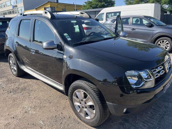 Black Dacia Duster 2014 in Taurage, with an engine capacity of 1.46 L and mileage of 186 thousand km for 5700 €, photo 1 on AUTOMOTO.COM.LV