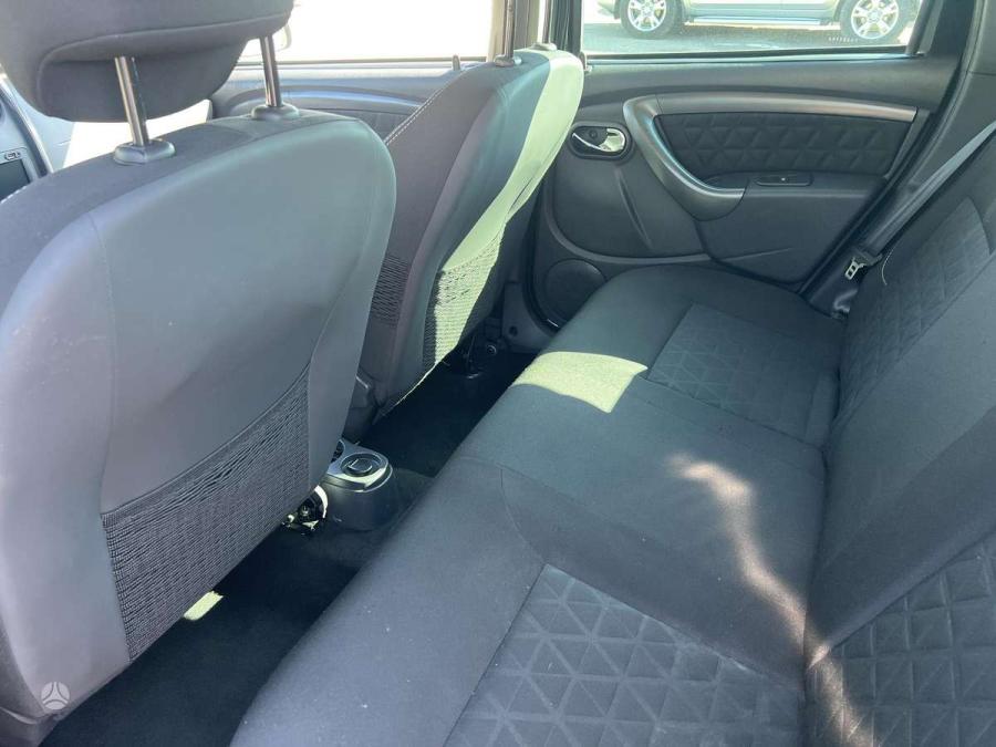 Melns Dacia Duster 2014 Tauragė, ar dzinēja tilpumu 1.46 L un nobraukumu 186 tūkst. km par 5700 €, foto 5 vietnē AUTOMOTO.COM.LV