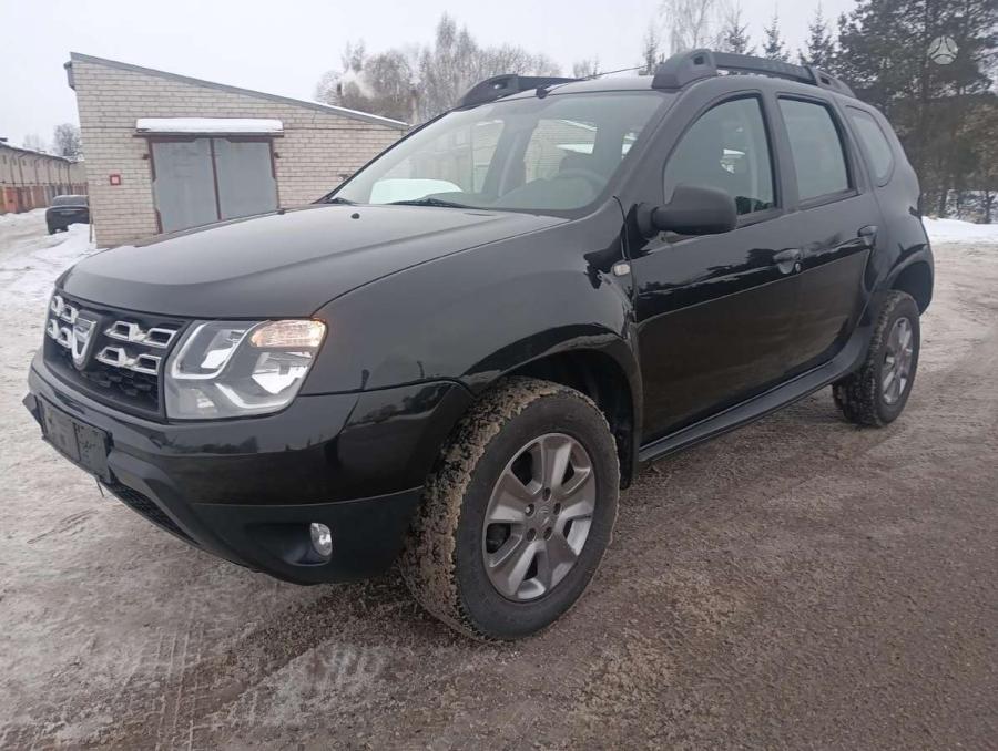 Melns Dacia Duster 2015 Utena, ar dzinēja tilpumu 1.20 L un nobraukumu 119 tūkst. km par 5990 €, foto 3 vietnē AUTOMOTO.COM.LV