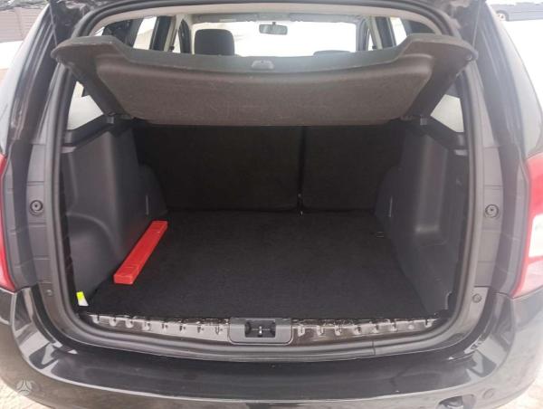 Black Dacia Duster 2015 in Utena, with an engine capacity of 1.20 L and mileage of 119 thousand km for 5990 €, photo 11 on AUTOMOTO.COM.LV