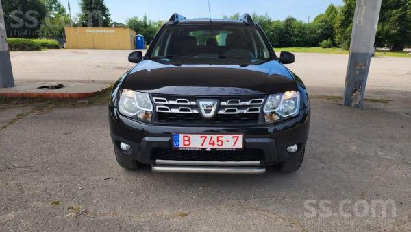 Melns Dacia Duster 2015 Ogre, ar dzinēja tilpumu 1.20 L un nobraukumu 182 tūkst. km par 5950 €, foto 4 vietnē AUTOMOTO.COM.LV