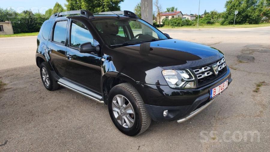 Black Dacia Duster 2015 in Ogre, with an engine capacity of 1.20 L and mileage of 182 thousand km for 5950 €, photo 5 on AUTOMOTO.COM.LV