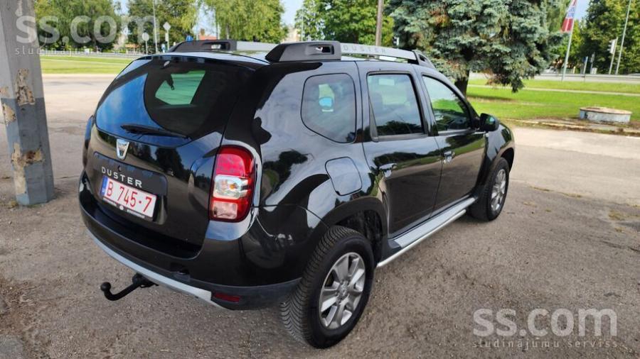 Black Dacia Duster 2015 in Ogre, with an engine capacity of 1.20 L and mileage of 182 thousand km for 5950 €, photo 13 on AUTOMOTO.COM.LV