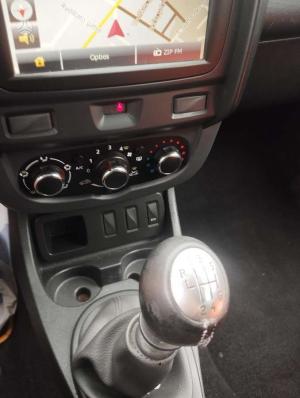 Черный Дачия Duster 2015 в Таураге, объемом двигателя 1.20 л и пробегом 150 тыс. км за 4300 €, фото 14 на AUTOMOTO.COM.LV