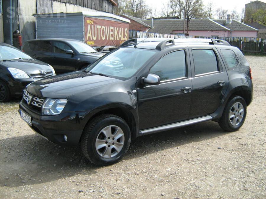 Black Dacia Duster 2016 in Rezekne, with an engine capacity of 1.20 L and mileage of 197 thousand km for 6100 €, photo 1 on AUTOMOTO.COM.LV