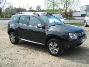 Black Dacia Duster 2016 in Rezekne, with an engine capacity of 1.20 L and mileage of 197 thousand km for 6100 €, photo 4 on AUTOMOTO.COM.LV