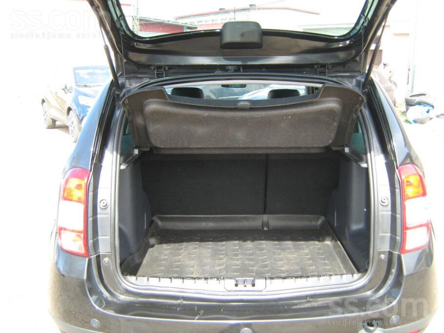 Black Dacia Duster 2016 in Rezekne, with an engine capacity of 1.20 L and mileage of 197 thousand km for 6100 €, photo 13 on AUTOMOTO.COM.LV