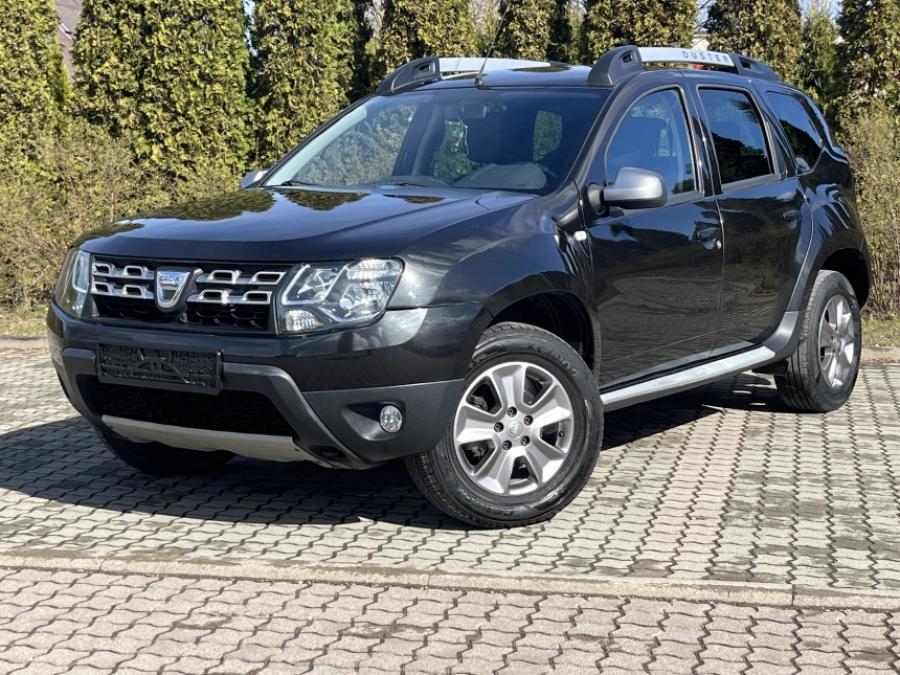 Black Dacia Duster 2016 in Riga, with an engine capacity of 1.20 L and mileage of 130 thousand km for 7990 €, photo 1 on AUTOMOTO.COM.LV