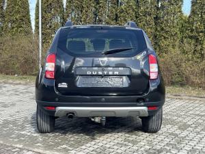 Black Dacia Duster 2016 in Riga, with an engine capacity of 1.20 L and mileage of 130 thousand km for 7990 €, photo 5 on AUTOMOTO.COM.LV