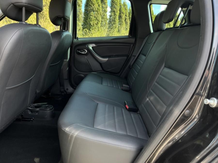 Black Dacia Duster 2016 in Riga, with an engine capacity of 1.20 L and mileage of 130 thousand km for 7990 €, photo 13 on AUTOMOTO.COM.LV