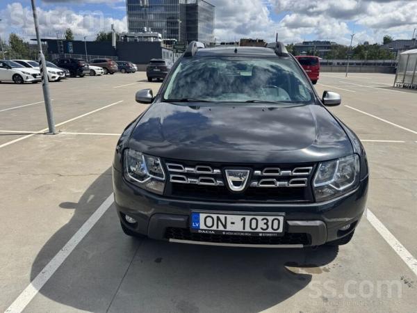 Melns Dacia Duster 2016 Rīga, ar dzinēja tilpumu 1.50 L un nobraukumu 120 tūkst. km par 7300 €, foto 2 vietnē AUTOMOTO.COM.LV